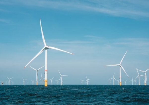 Hitachi Energy and Petrofac Sign Early Works Agreements with TenneT for 2GW Offshore Wind ...