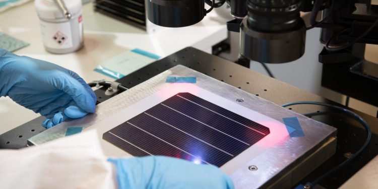 Oxford PV Achieves New World Record Efficiency of 28.6% for Perovskite ...