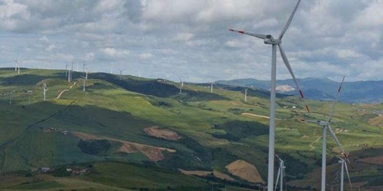 BayWa's Renewables Business Secures £40 Million Financing for Broken ...